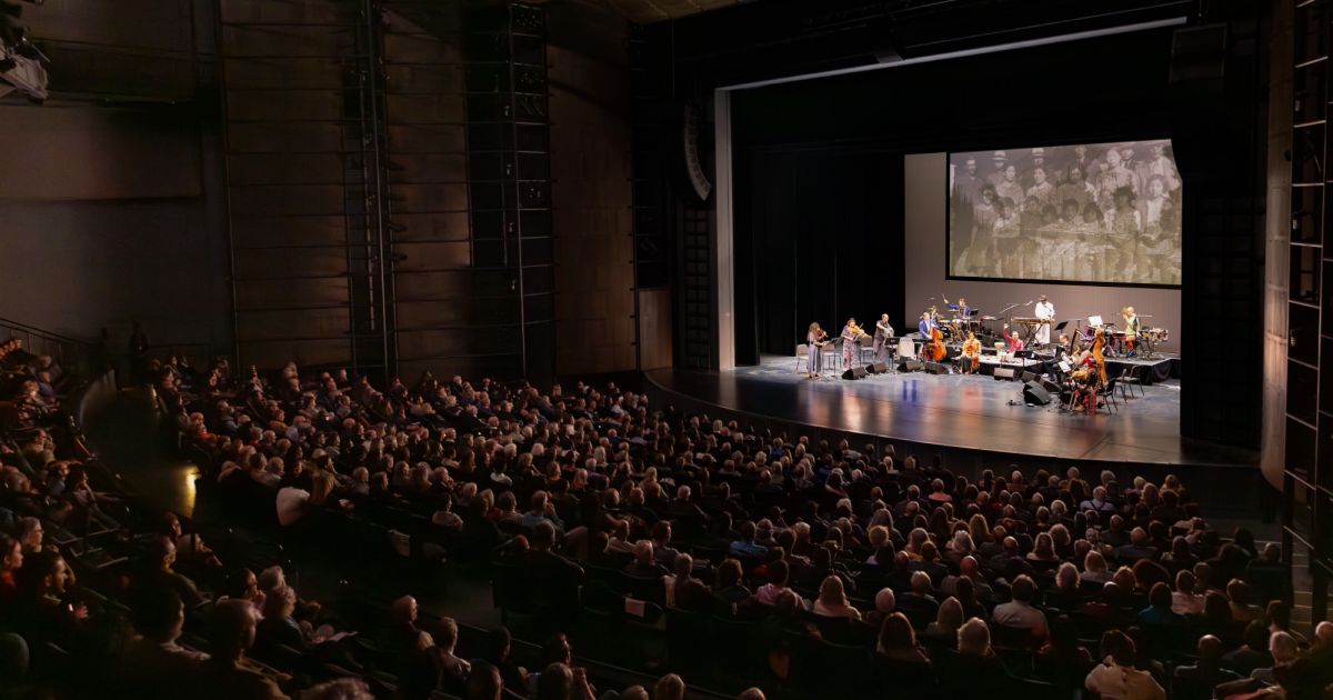 Subscriber Voucher Redemption | Harris Theater